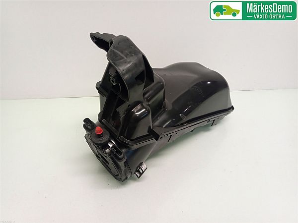 31452296 : Conteneur Adblue - Autoparts24