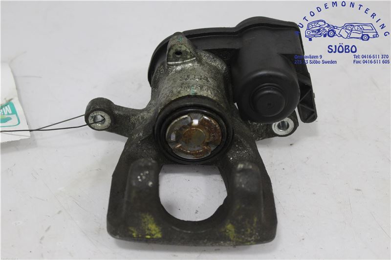 440114CA0A : Remklauw, linksachter en Remklauw, rechtsachter - Autoparts24