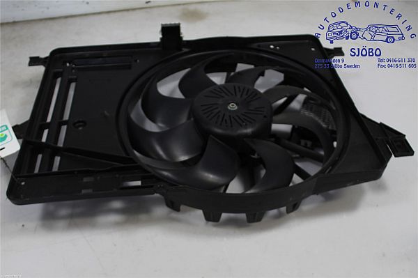 8V61-8C607-ED : Koelvin / Vin en Radiator bovenkant - Autoparts24