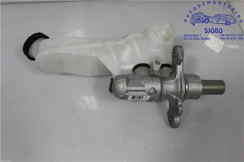 A2464300001 : Hoofdremcilinder - Autoparts24