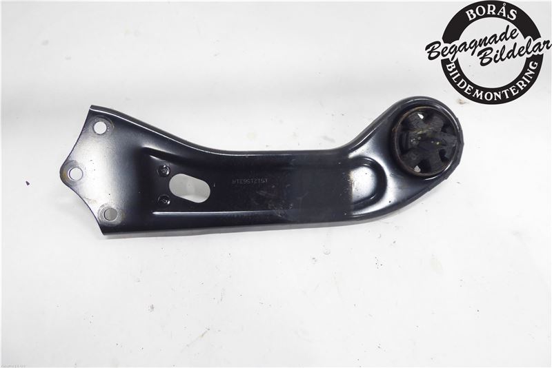 55280D3050 : Draagarm achter - Autoparts24