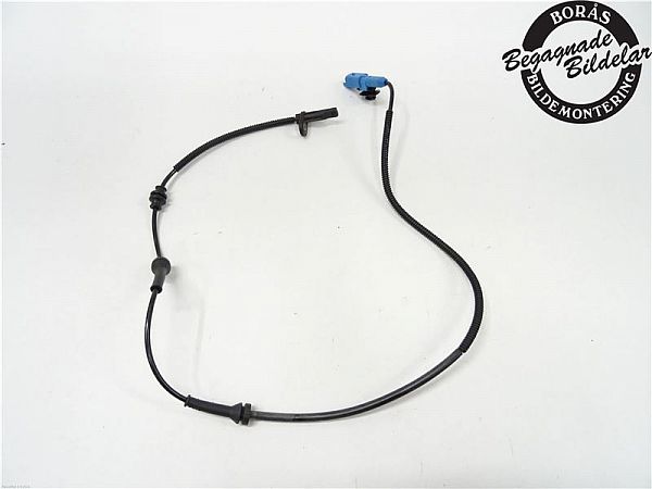 4545-J9 : ABS sensor en Asschenkel / Wielnaaf voor - Autoparts24