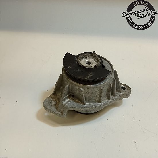 Mercedes-Benz Vito - Motorophanging Vito | Autoparts24