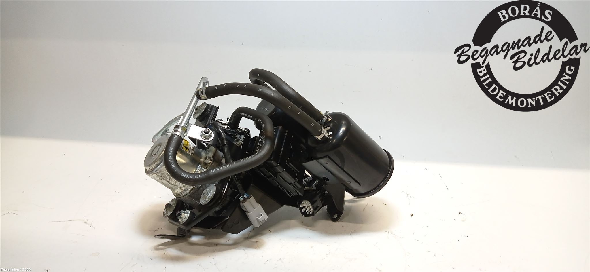 Mitsubishi OUTLANDER III (GG_W, GF_W, ZJ, ZL, ZK) Vacuum pump 4641A020 ...
