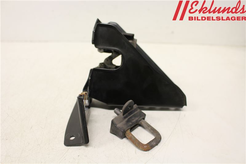 BMW 3 - Motorkap slot 3 | Autoparts24