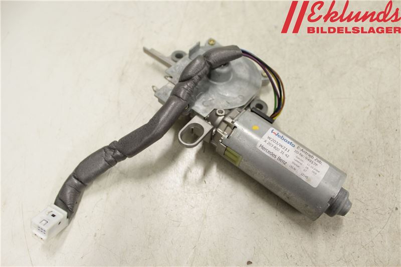 A2038203142 : Schiebedachmotor - Autoparts24