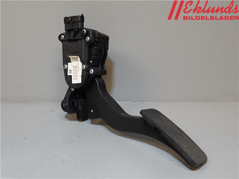 Hyundai i30 (FD) Accelerator pedal 32700-2R300, 327002R300 - Autoparts24