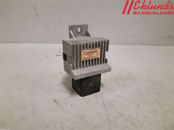 LR073555 : Relais Vorglüh - Autoparts24