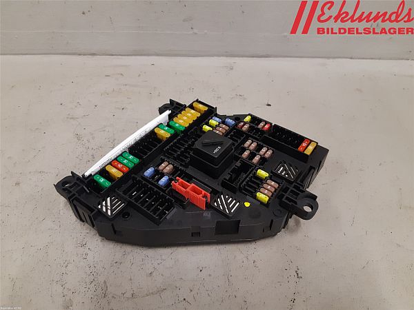 BMW X4 - boîte à fusibles X4 | Autoparts24