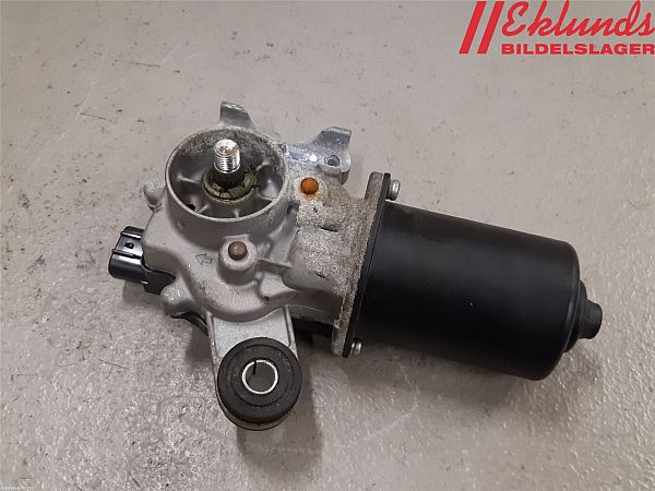 A7048-811 : Wischermotor vorne - Autoparts24