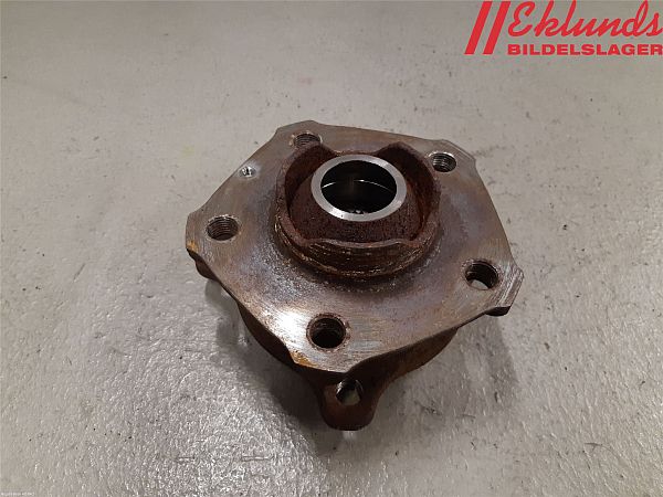 8W0-407-625-G: Asschenkel / Wielnaaf voor, links en rechts gelijk ...