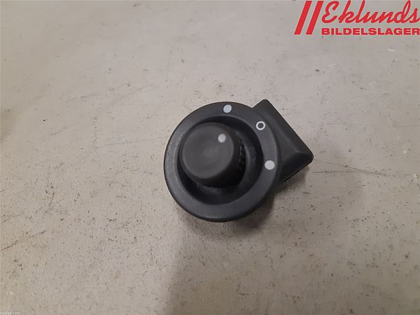 8200002442B : Kontakt - sidespejl og Kontakt - rudehejs - Autoparts24