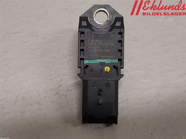 DS7A-9F479-CB : Druckregler und Motorhalter / Motorträger - Autoparts24