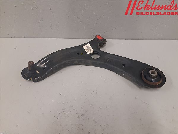 54500-G6000 : Querlenker vorne unten - Autoparts24