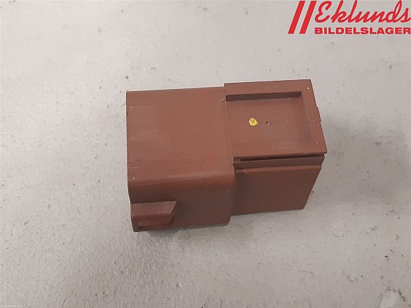 17325003001 : Diverse Relais - Autoparts24
