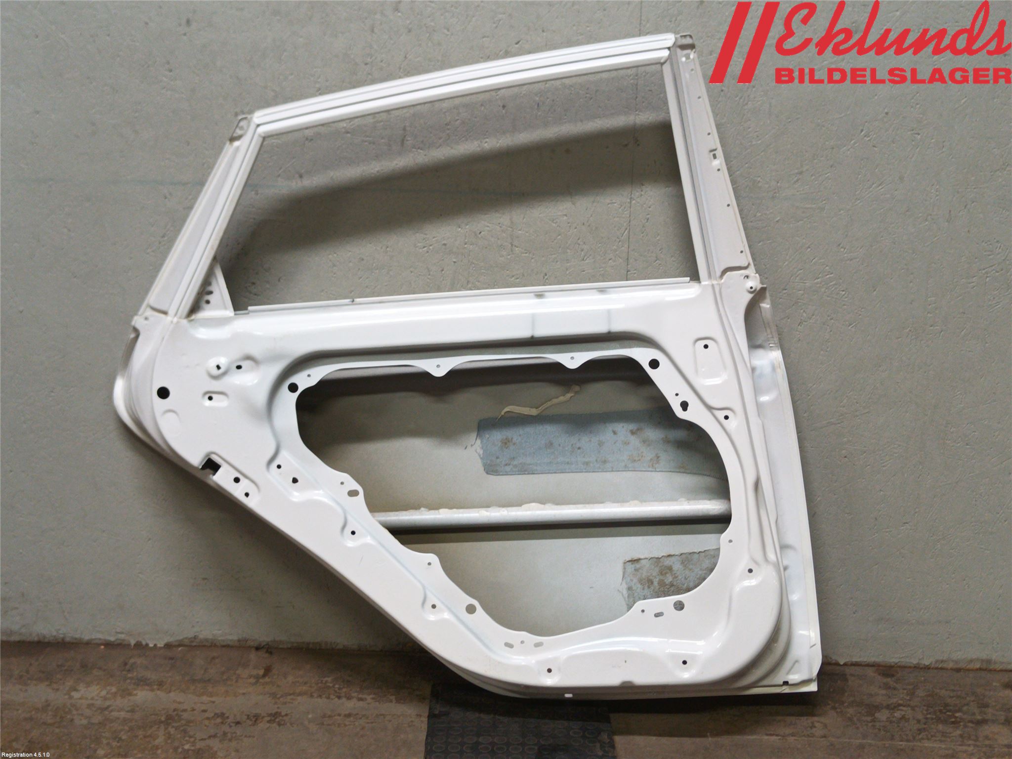 Hyundai i40 CW (VF) Door 77003 3Z000 - Autoparts24