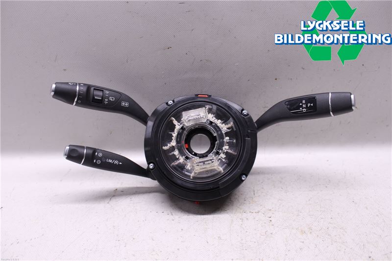 A2469008917: Pynteliste, Kontakt - blinklys, Kontakt - kombi, - Autoparts24