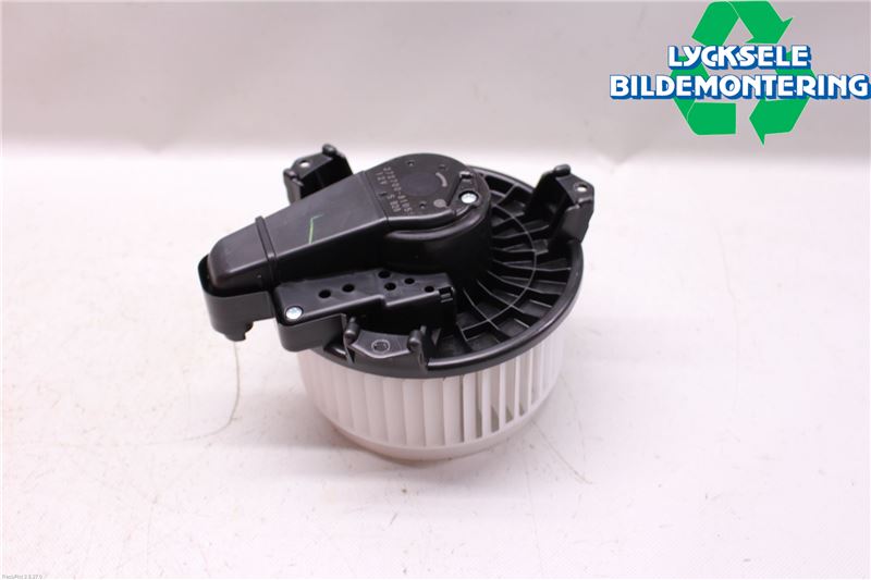 2727008105 : Blæsermodstand / Varmeblæser - Autoparts24