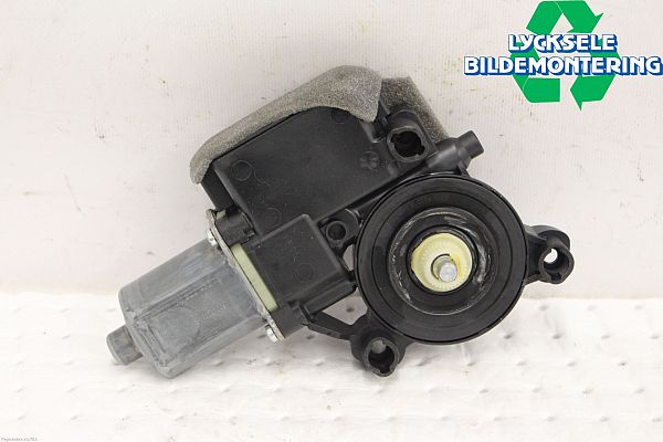 7E0-959-802-R : Rudemotor og Rudekabel 2 dørs - Autoparts24