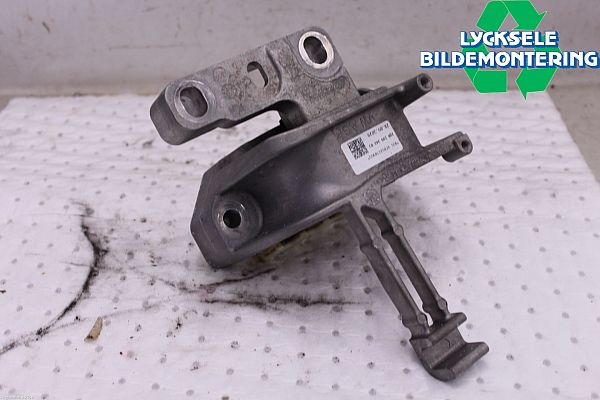 2Q0199262BJ : Motorrubber / Motorsteun en Motorophanging - Autoparts24