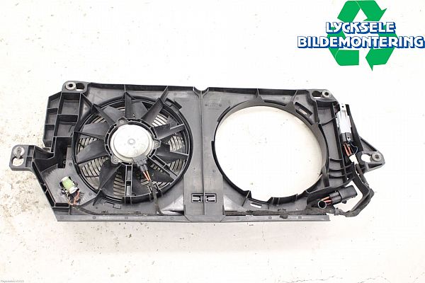 A-906-505-14-55 : Radiator bovenkant en Koelvin / Vin - Autoparts24