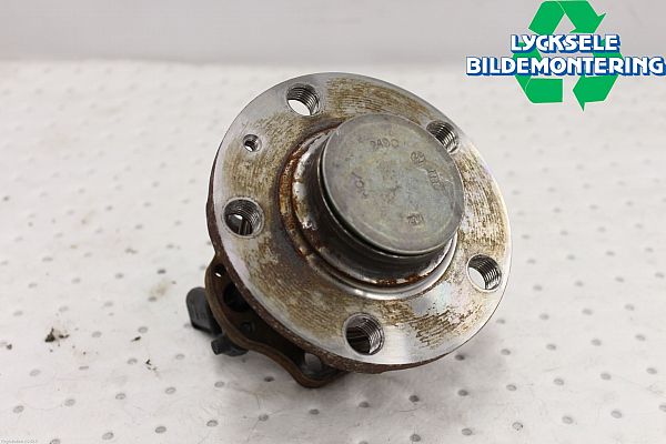 Skoda Kamiq - Asschenkel / Wielnaaf achter Kamiq | Autoparts24