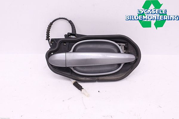 51217199556 : Handgreep / deurgreep achterklep - Autoparts24