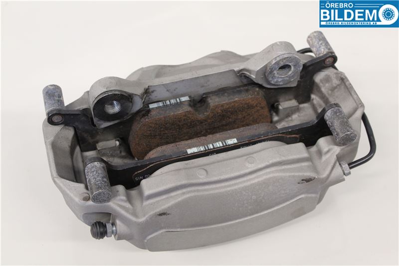 8W0615108 : Bremsekaliber - for højre - Autoparts24