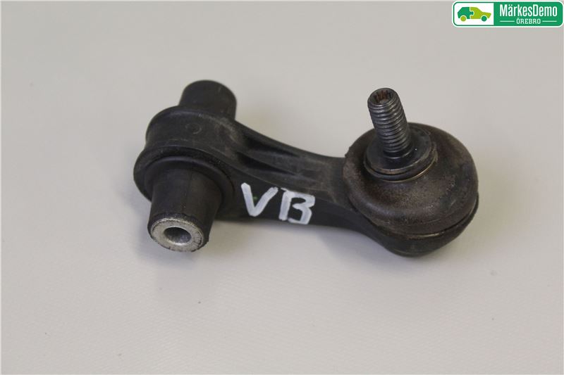 5Q0-505-465-C : Stabilisator, achter - Autoparts24