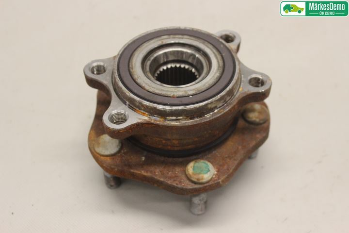 Nissan X-trail - Asschenkel / Wielnaaf voor, links en rechts gelijk ...