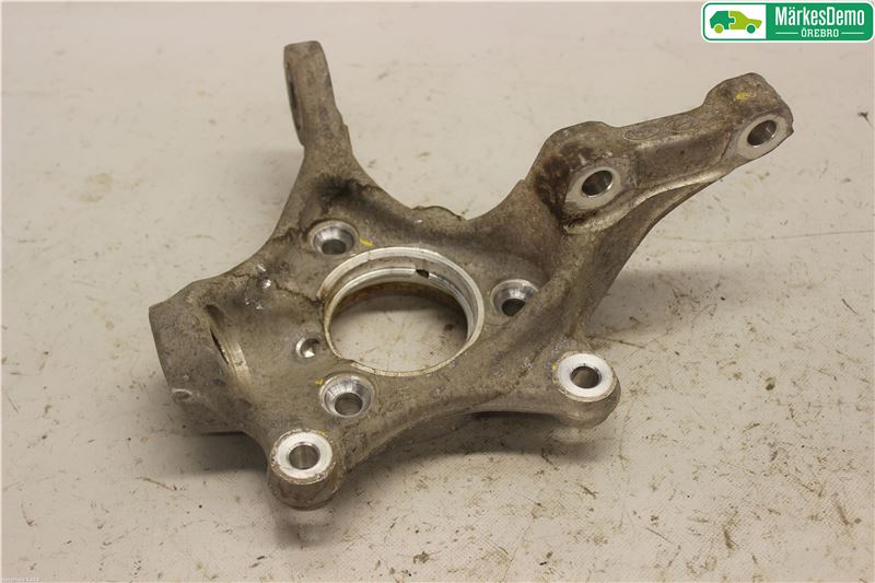 51710G2000 : Asschenkel / Wielnaaf voor - Autoparts24