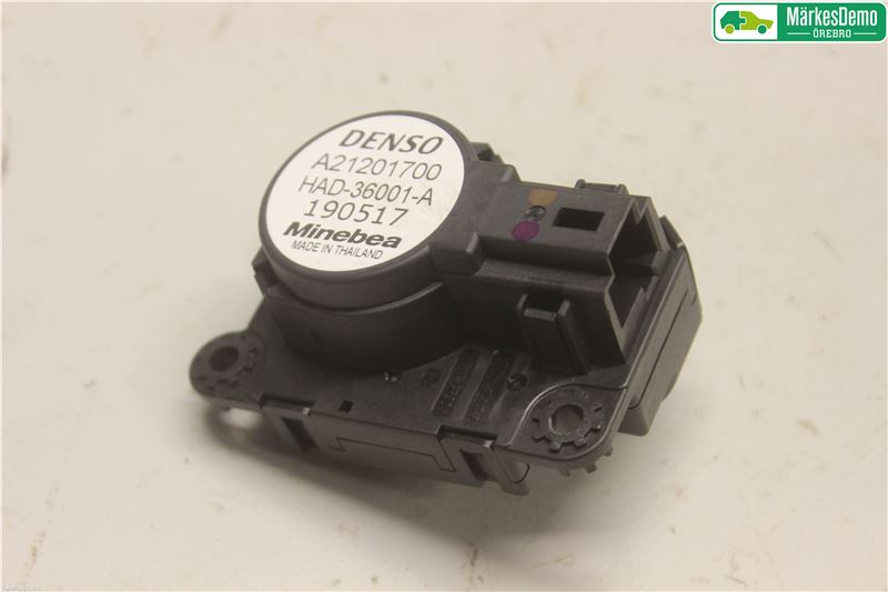 9821293280 : Varmereguleringsmotor og Varmeregulering - Autoparts24