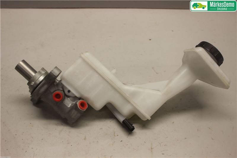 46010-4EH1A : Bremse hovedcylinder - Autoparts24