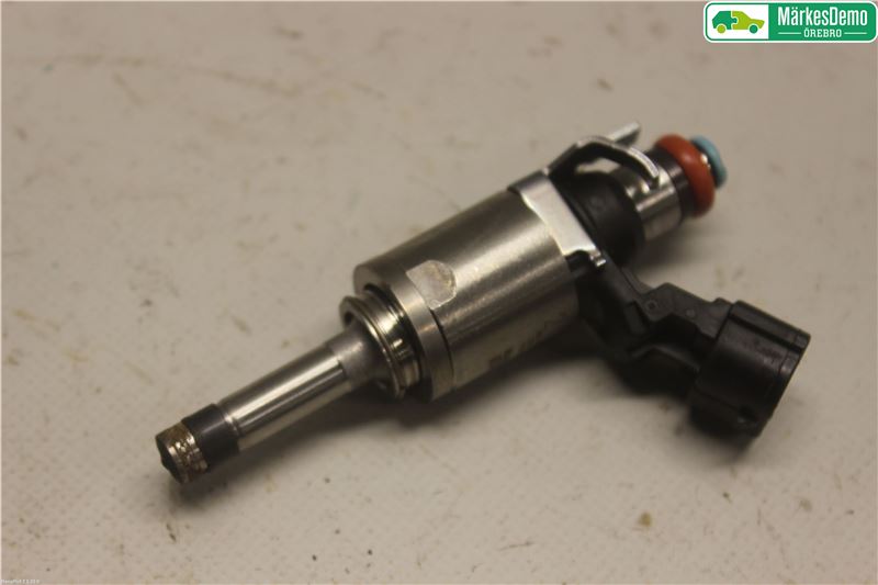 8201438013 : Verstuiver / Injector - Autoparts24