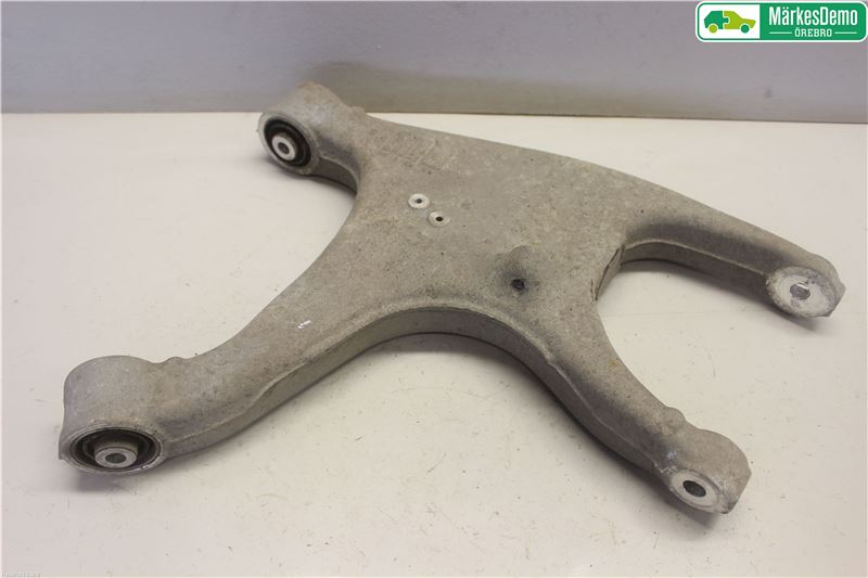 8K0-505-311-J : Bærearm bag og Spindel - bag - Autoparts24