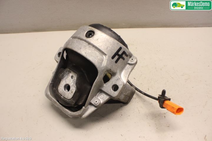8R0199381B : Motorrubber / Motorsteun en Motorophanging - Autoparts24