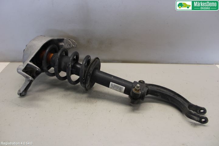 8R0-413-031-BD : Schokbreker voor en Veerpoot voor - Autoparts24