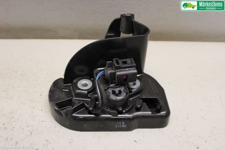 7E0843604D : Dørlås og Centrallås - Autoparts24