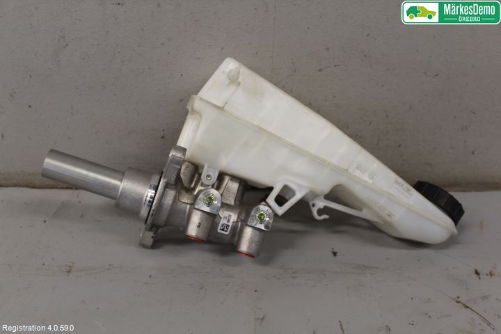 1613263780 : Hoofdremcilinder - Autoparts24