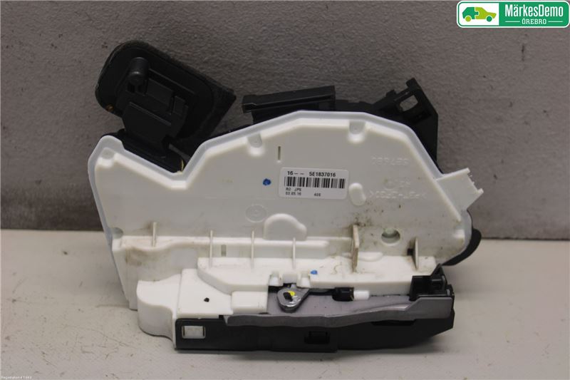 5TB837016 : Dørlås og Centrallås - Autoparts24
