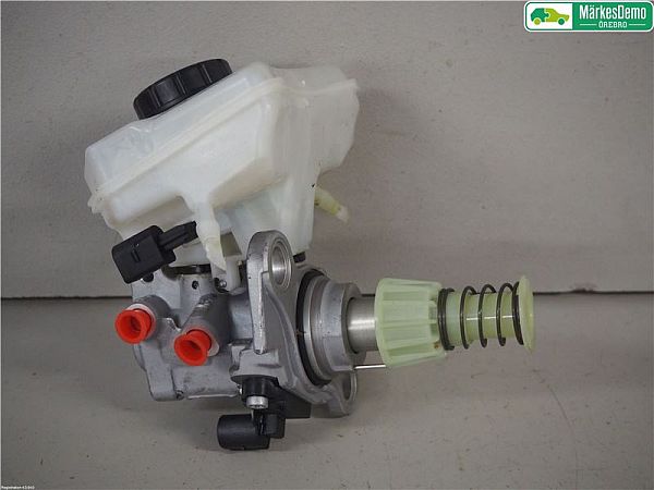 8W0-611-021-D : Bremse hovedcylinder - Autoparts24