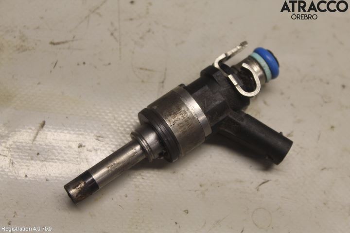 35310-2E610 : Verstuiver / Injector en Hogedrukrail ...
