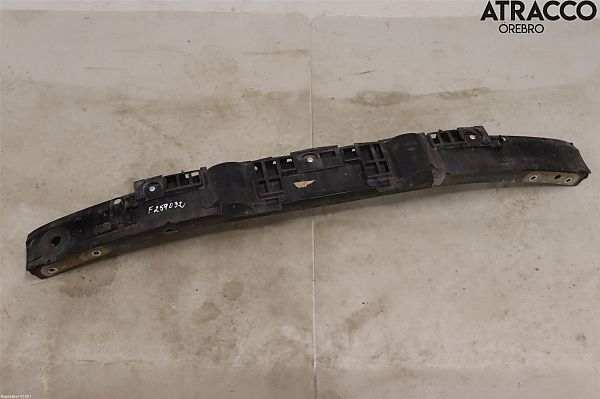 24460537 : Bumperbalk voor en Bumper versterking - Autoparts24