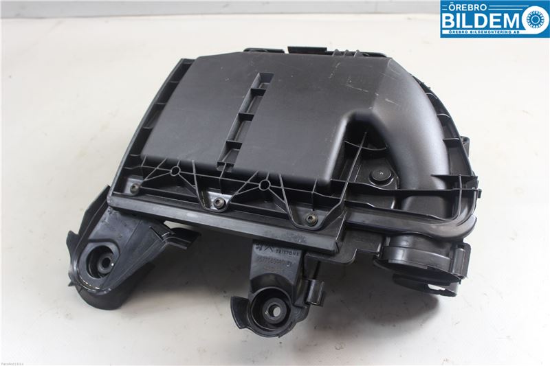 9673061080 : Luftfilter - Autoparts24