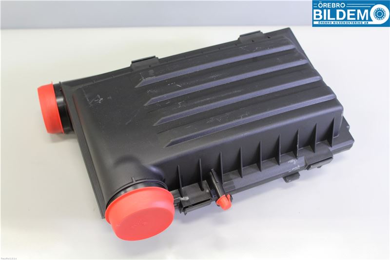 04E-129-611-AK : Luftfilter - Autoparts24