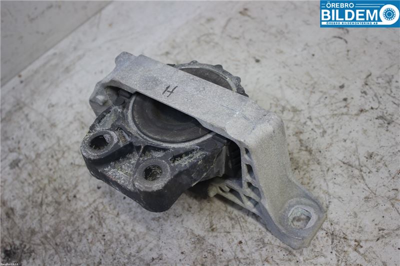 Brugt Ford Kuga - Motorophæng | Autoparts24