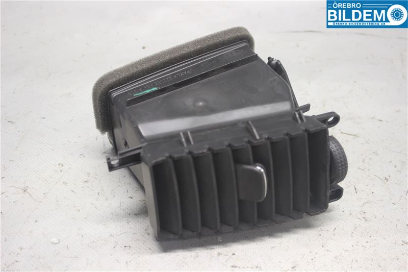 Nissan Np300 - Frisse lucht mondstuk Np300 | Autoparts24