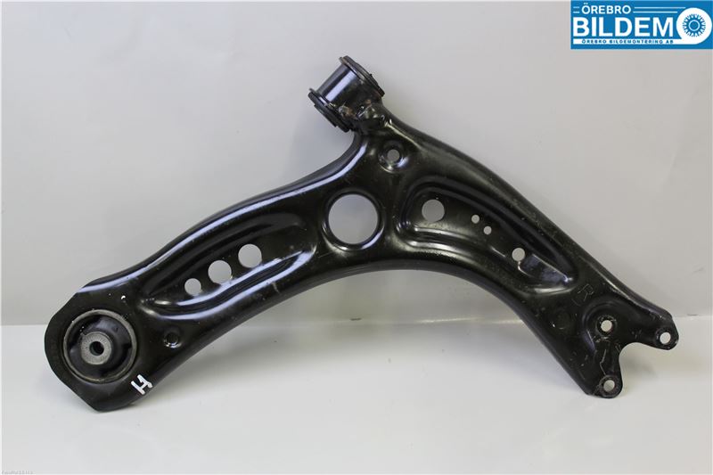 5Q0-407-152-L : Bærearm forrest nederst - Autoparts24