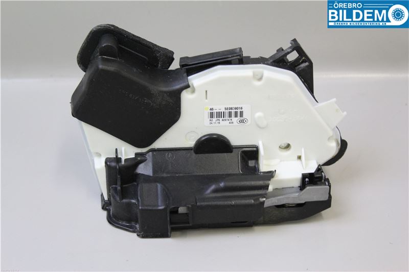 5TA-839-016-K : Dørlås og Centrallås - Autoparts24