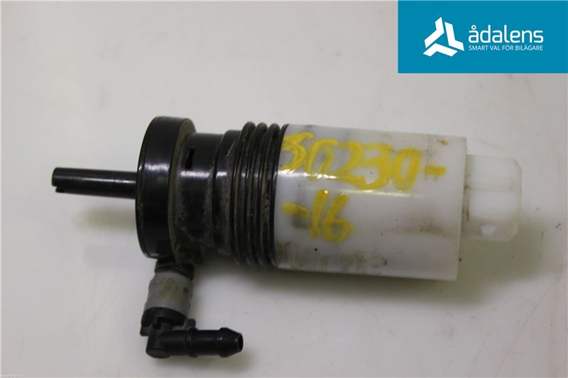 1028284 : Ruitensproeier pomp / motor - Autoparts24